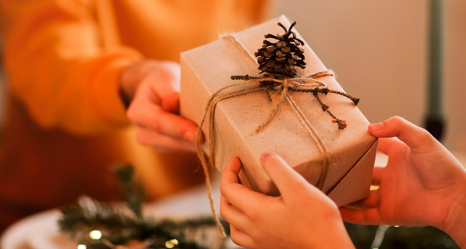 The Storage Solutions To Save Christmas – easyStorage Boxes